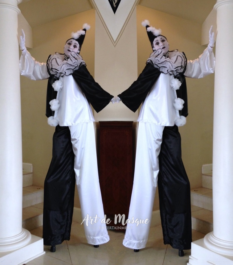 ArtdeMasque - Stiltwalkers for Event Entertainment