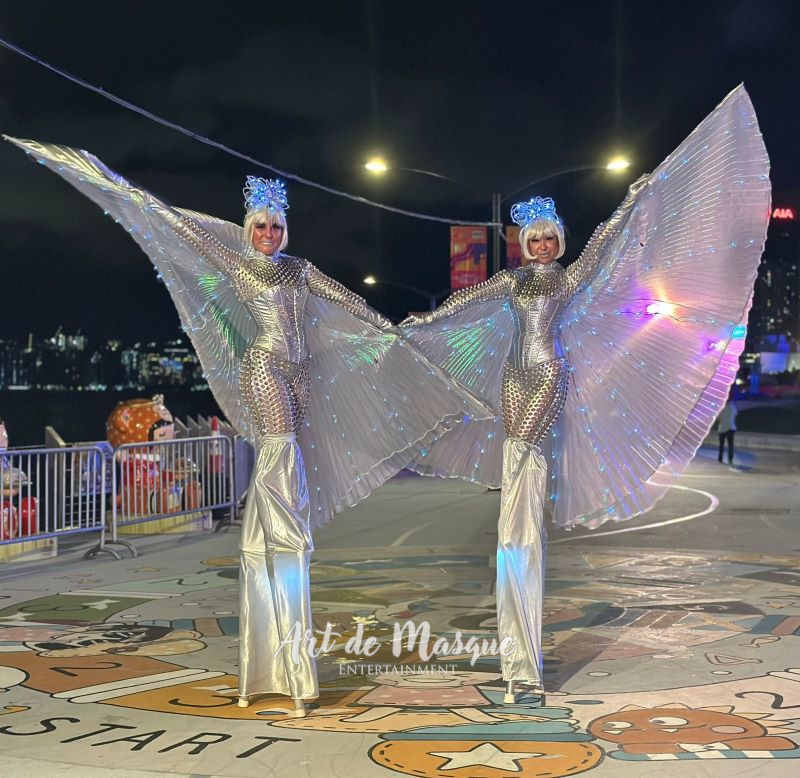 ArtdeMasque - Stiltwalkers for Event Entertainment
